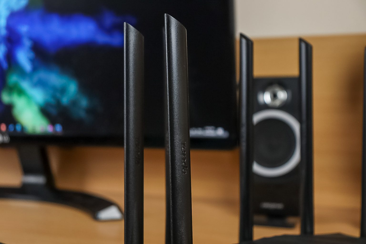 [REVIEW] Tenda AC23 - Un router excelent la un preț foarte bun - Techway.ro